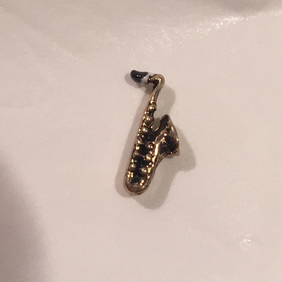 Origami Owl | Jewelry | Saxophone Origami Owl Charm | Poshmark